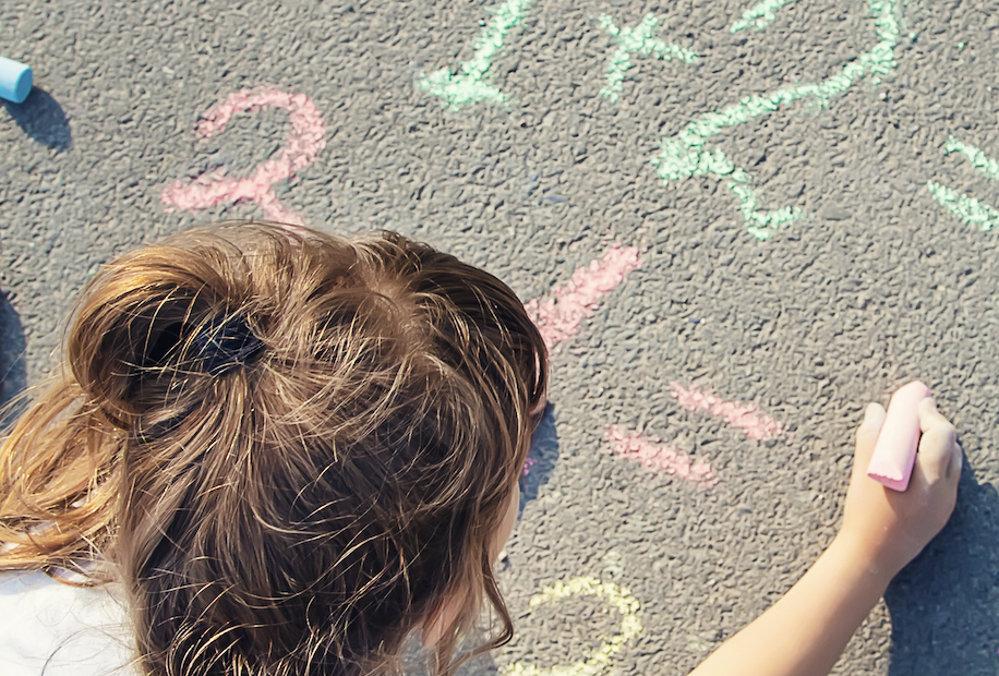 Outdoor maths activities and games for EYFS, KS1 and KS2 | DoodleLearning